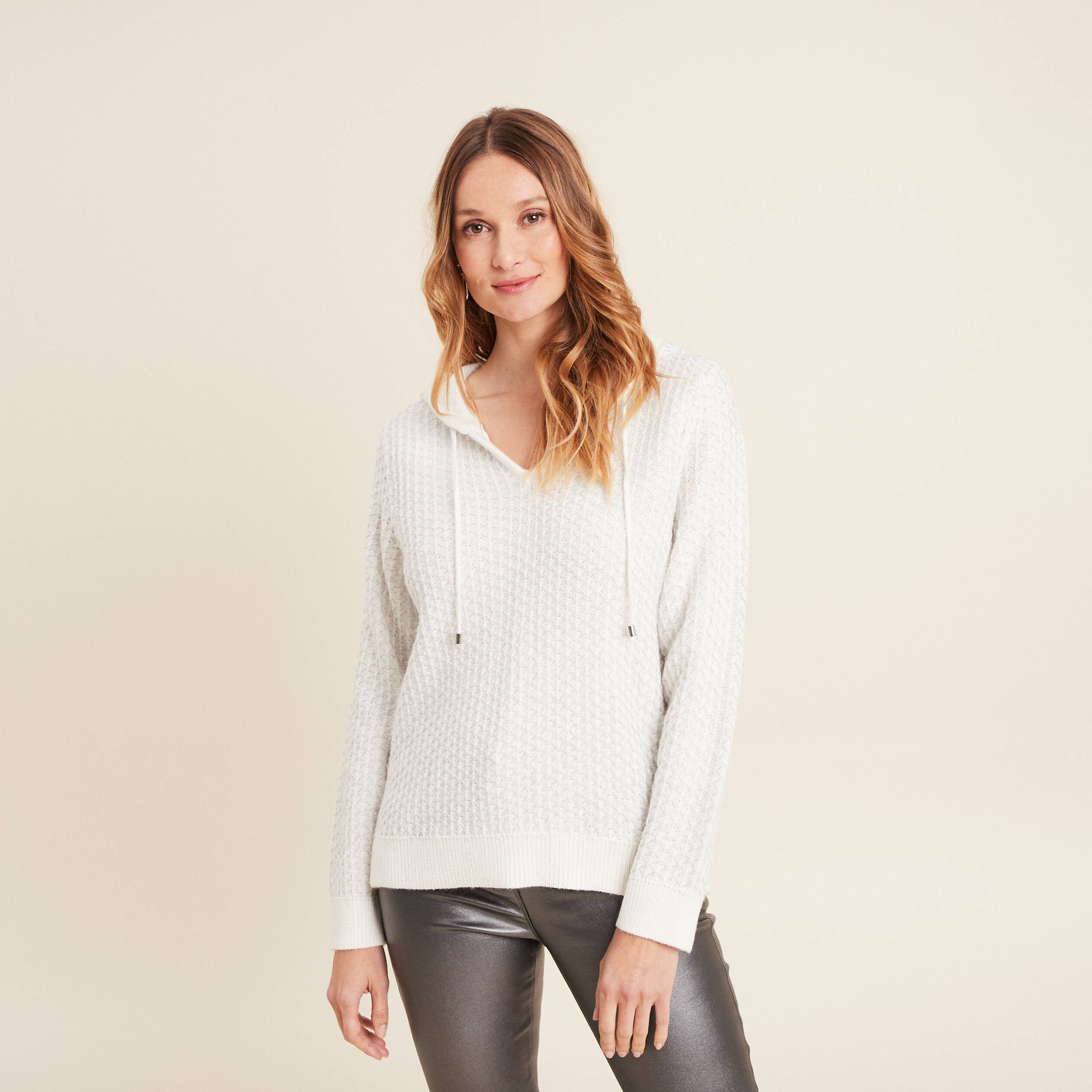 Pull avec capuche ecru femme | Bréal