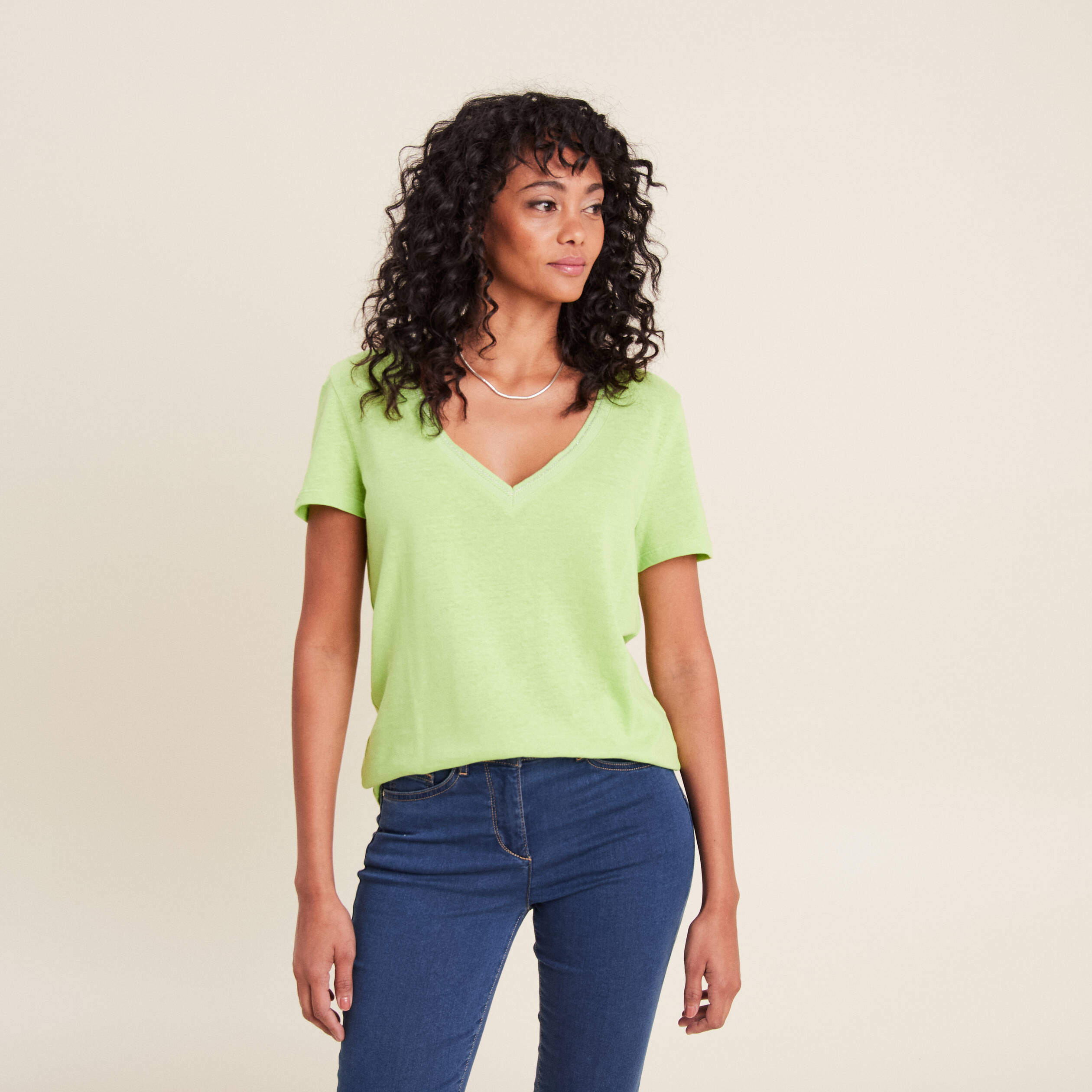 T-shirt manches courtes col en V vert femme | Bréal