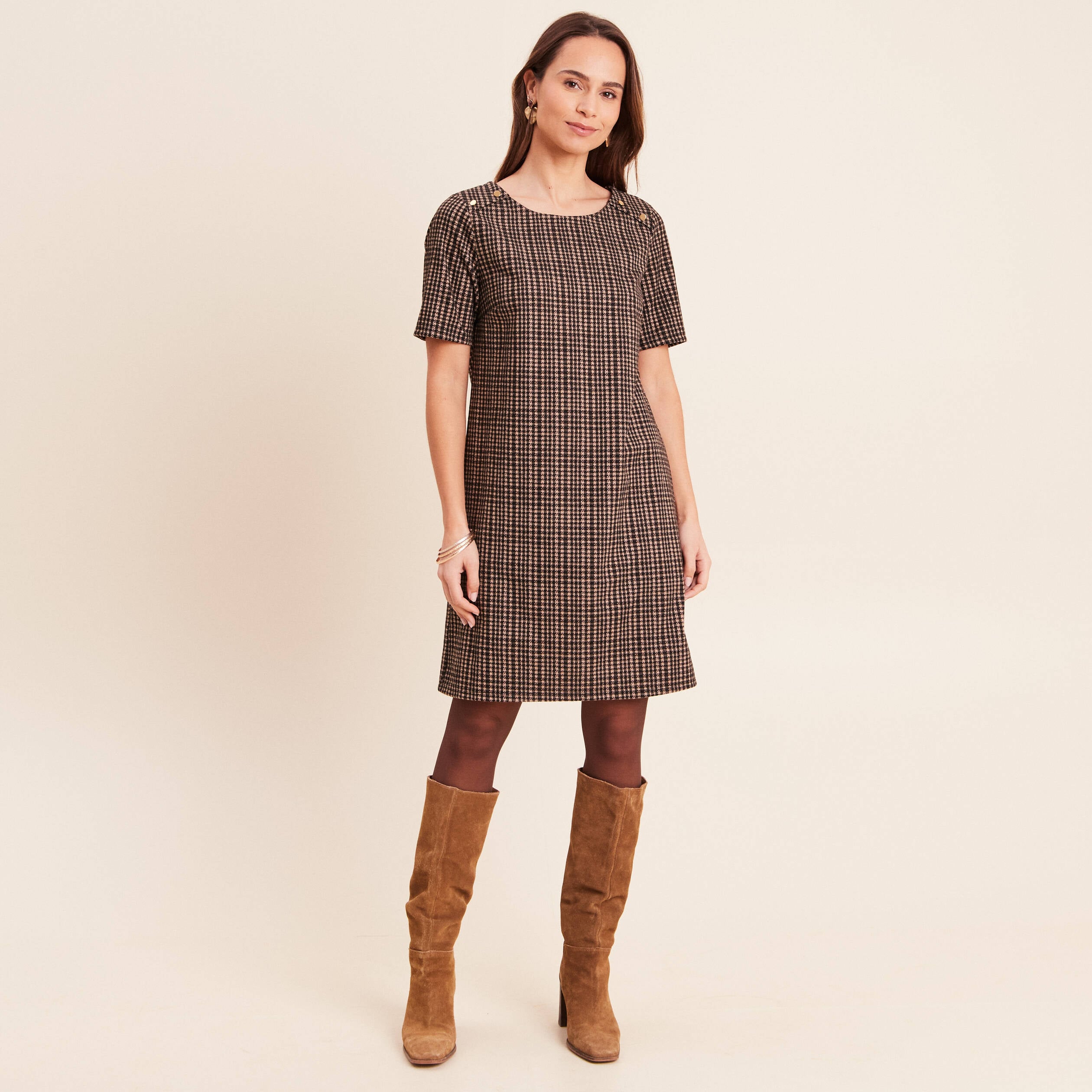 Robe droite courte en maille col rond noir femme | Bréal