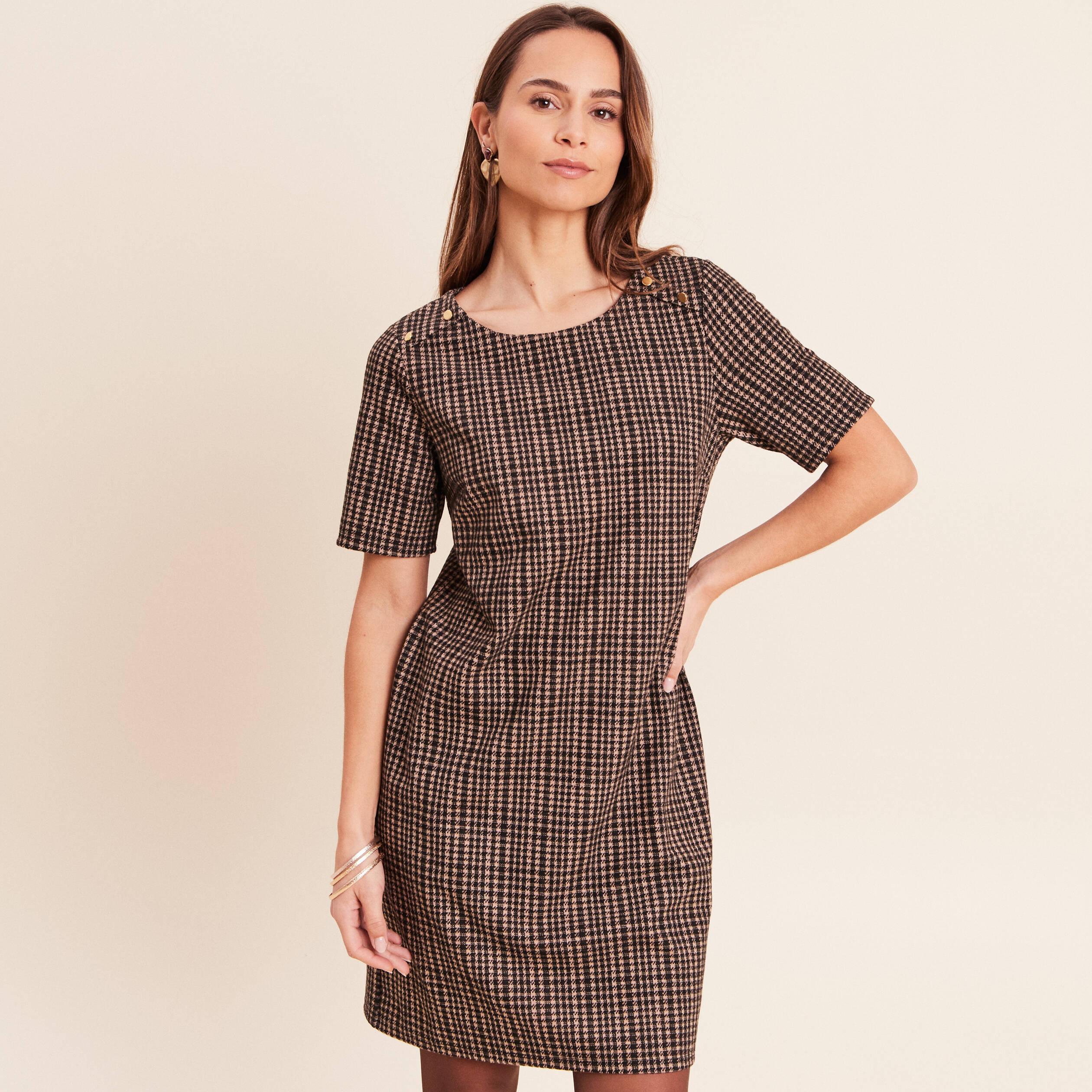 Robe droite courte en maille col rond noir femme | Bréal