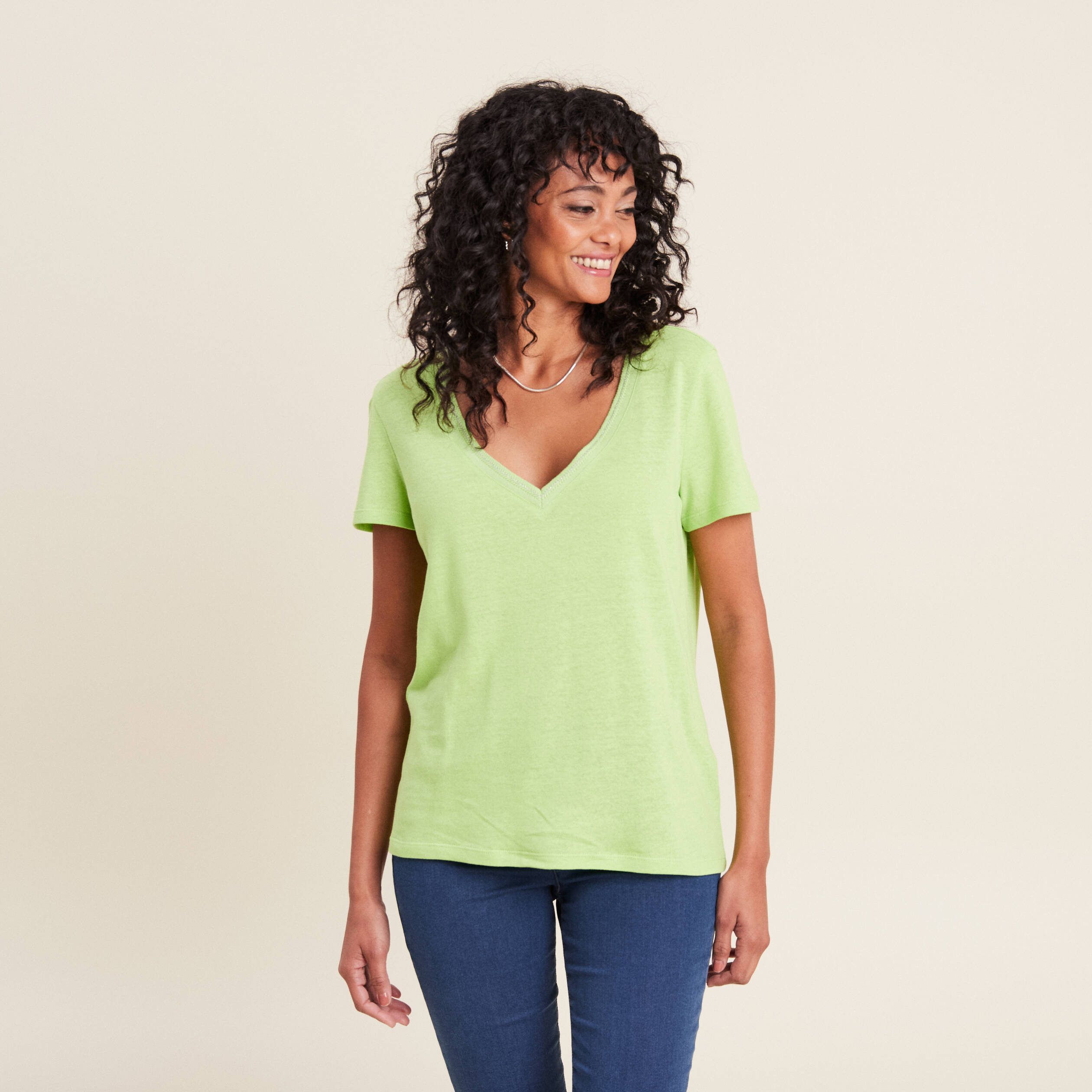 T-shirt manches courtes col en V vert femme | Bréal